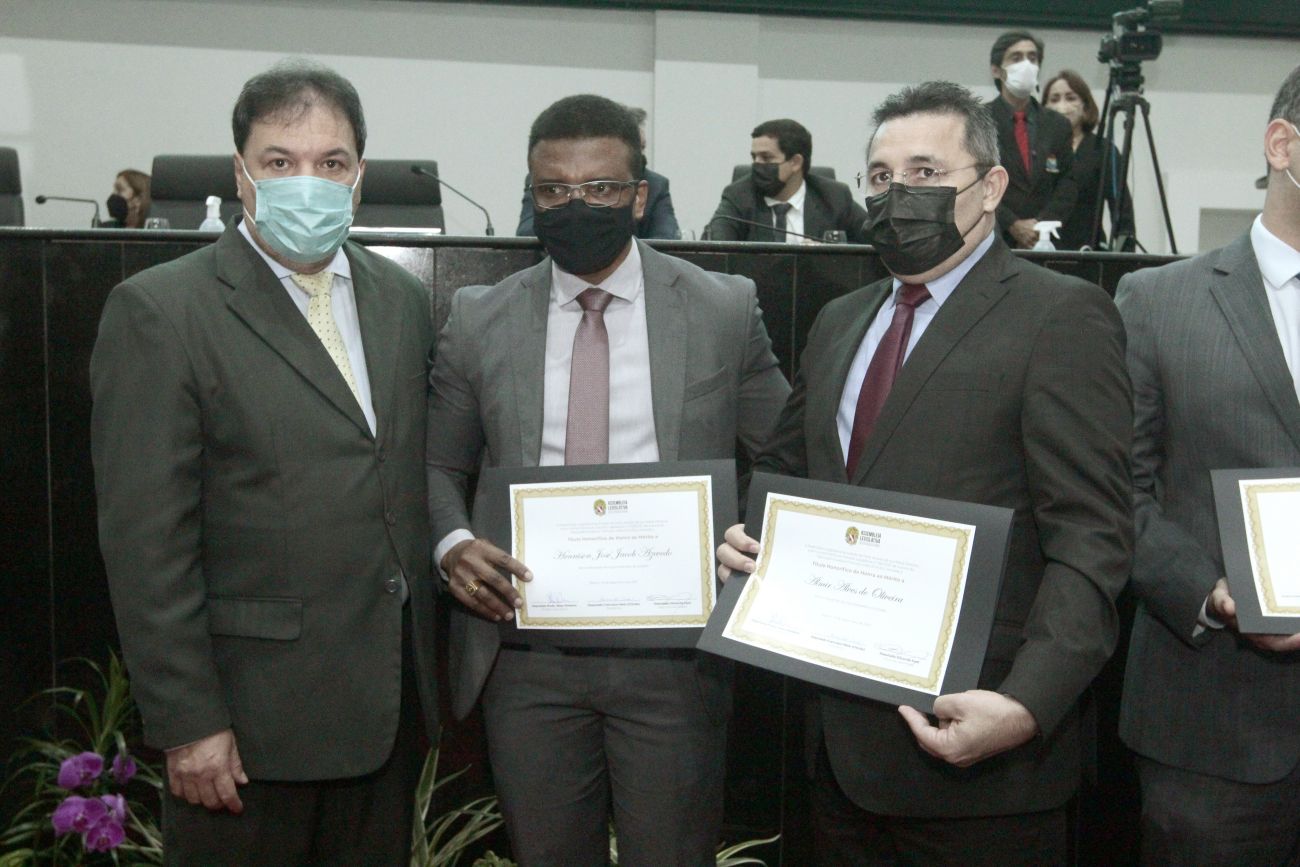 Pessoas que contribuíram para melhorar a sociedade ganharam ...